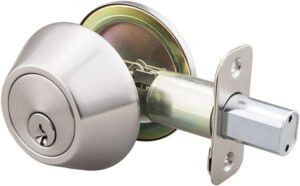 How To Choose The Right Deadbolt Lock Types (Explanied)